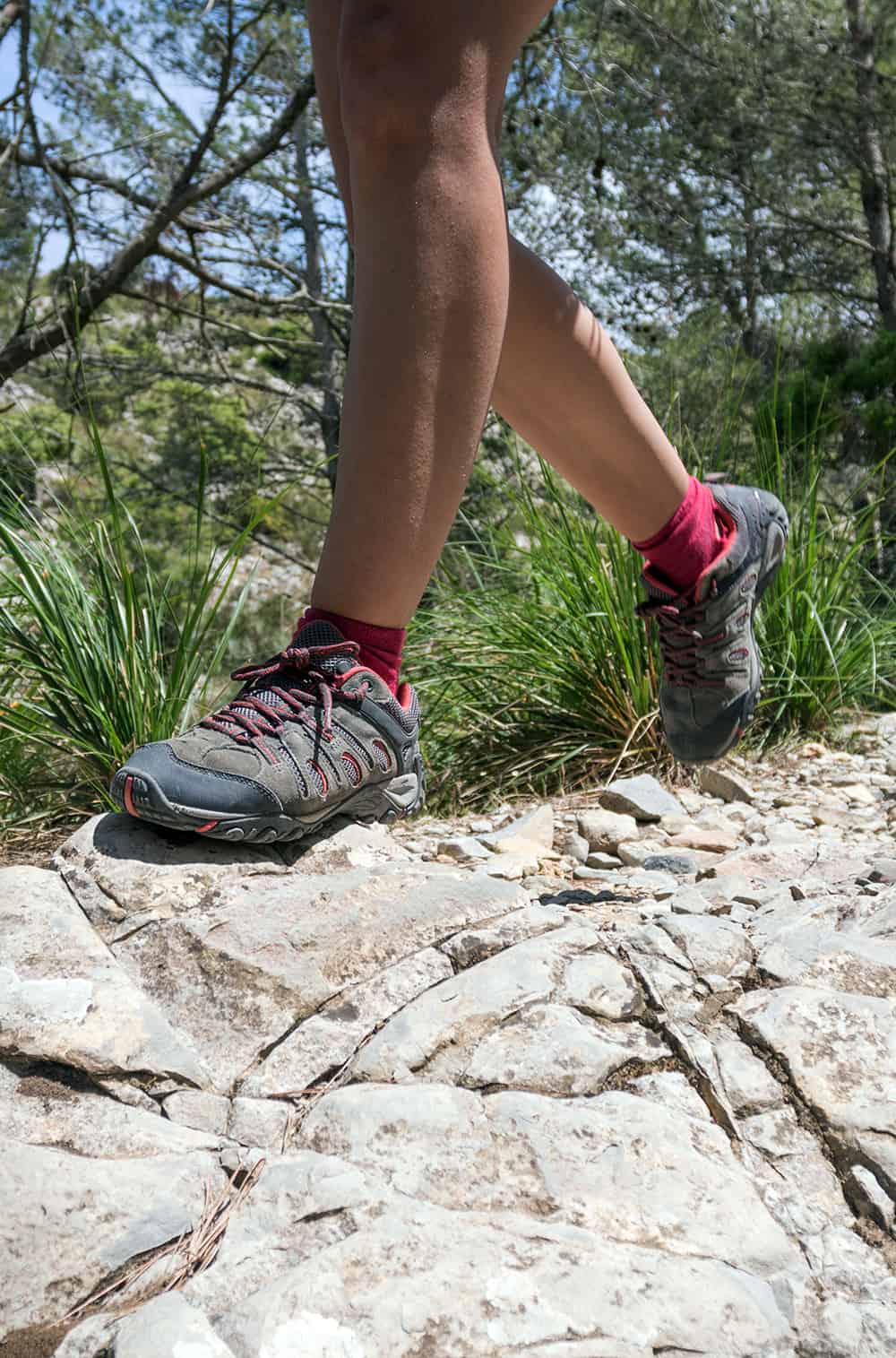 Comment choisir ses chaussures de randonnée ? (guide 2025)